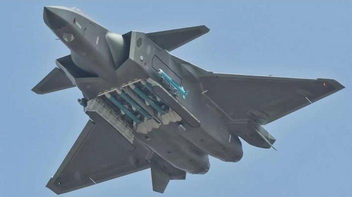 Jet Tempur Siluman J-20 China Beraksi, Manuvernya Sangat Mengagumkan ...