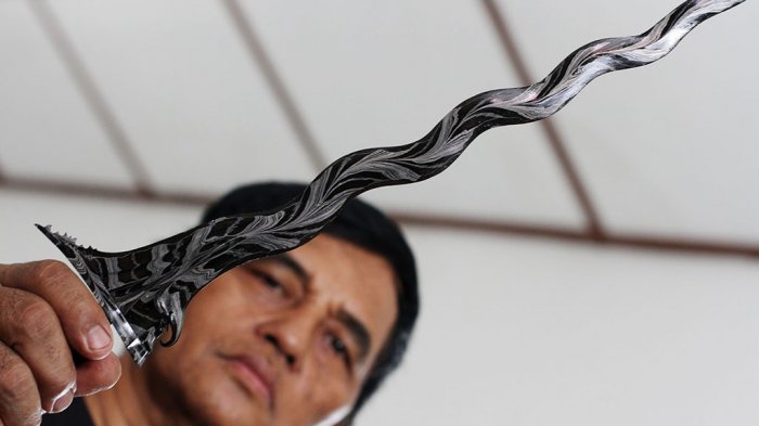 BERITA FOTO : Ritual Pembuatan Keris Yogya - Tribunjogja.com