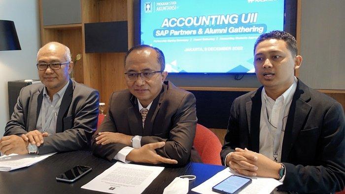 Dekatkan Dunia Pendidikan dengan Industri, Prodi Akuntansi UII Isi ...