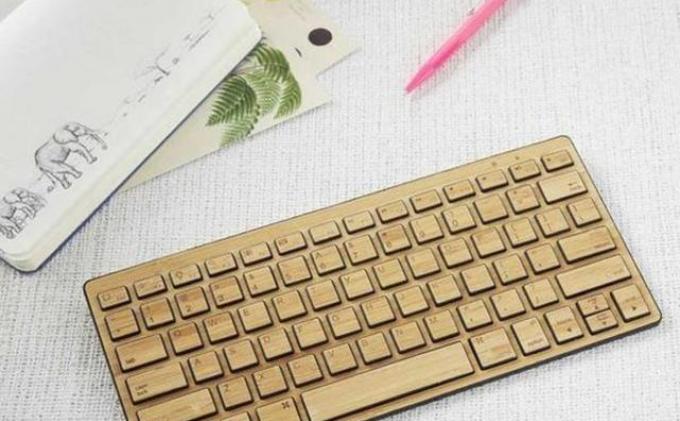 Unik, Keyboard Canggih Ini Terbuat dari Bambu Asli - Tribunjogja.com