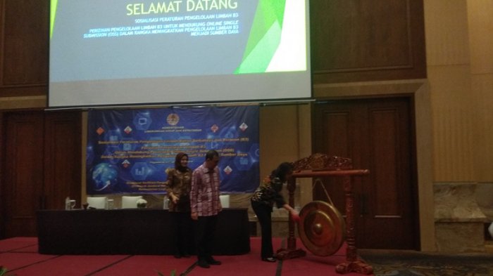 KLKH Minta Perusahaan Komitmen Pengelolaan Limbah B3 - Tribunjogja.com