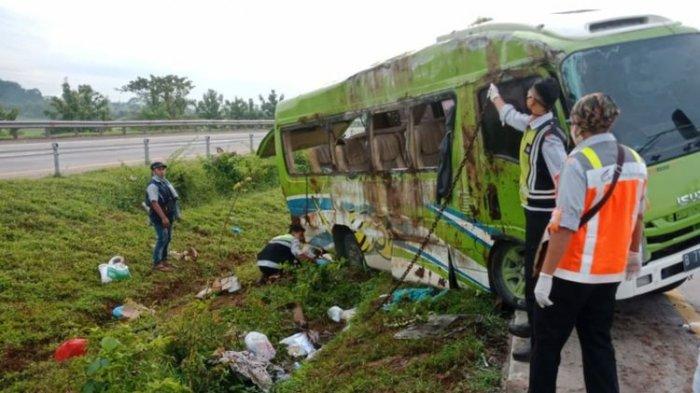 Kronologi Isuzu Elf Terguling di Tol Cipali Tewaskan 4 Warga Kebumen, Kendaraan Sempat Oleng ...