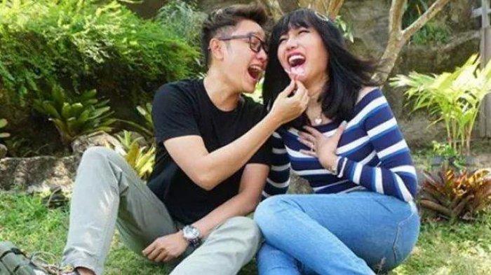 Tonjolan di Dada Abash Pacar Lucinta Luna saat Pamer Badan Kekar Bikin ...