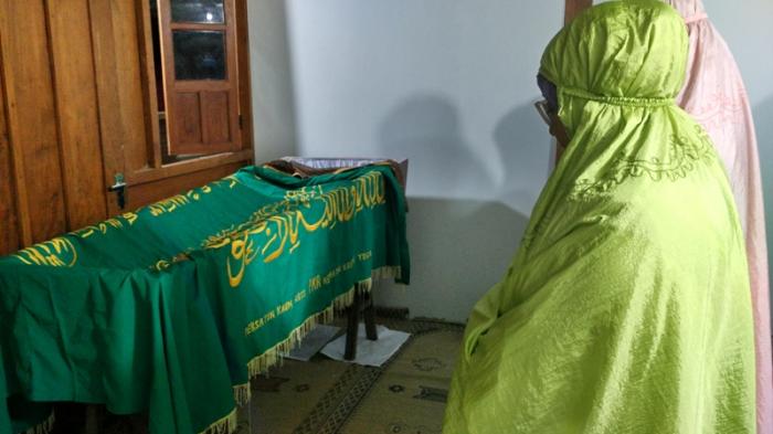 Mbah Guno Cari Teman-Temannya Sebelum Tutup Usia - Tribunjogja.com