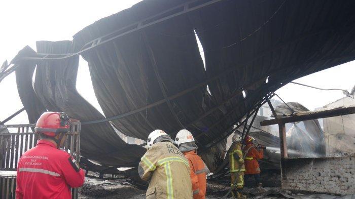 KEBAKARAN Rumah dan Gudang Mebel di Kotesan Klaten - Tribunjogja.com
