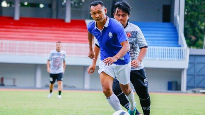 Mengenal Widadi Karyadi, Sang Legenda yang Setia Bela PSIM Yogyakarta ...