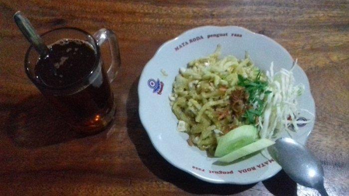 Menikmati Mides Bu Yanti, Kuliner Khas Bantul yang Sudah Melegenda ...
