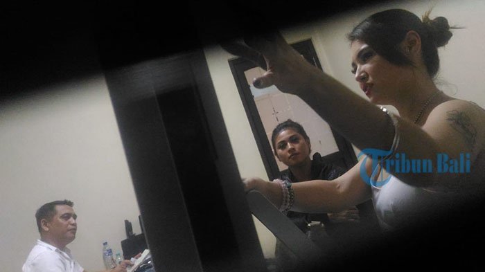 Maria Ozawa Diamankan Petugas Imigrasi Denpasar, Begini Kronologinya - Tribunjogja.com