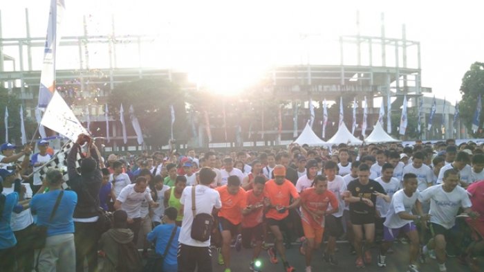 REALTIME NEWS : Bendera Start Dikibarkan, Ribuan Peserta Rail Run ...