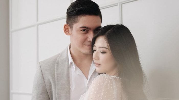 Reaksi Franda Istri Samuel Zylgwyn Tahu Wajahnya Muncul di Bak Truk ...