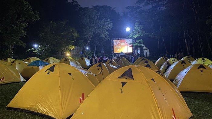 Cara Gen Z merayakan Pergantian Tahun di Sleman, Kemah, Nobar Film ...