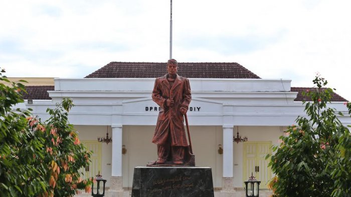 Patung Jenderal Sudirman Sebaiknya Diajukan Sebagai Benda Cagar Budaya ...