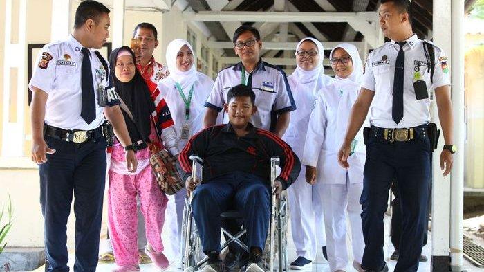 Penampakan Terkini Arya Permana Si Bocah Obesitas Setelah Sukses ...