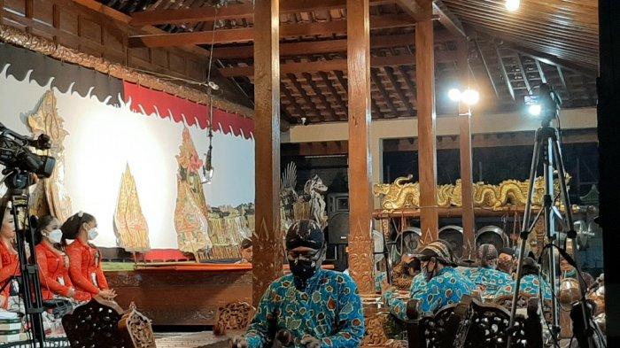 Rangkaian Pentas Wayang Kulit Digelar untuk Peringati 100 Hai Ki Seno ...