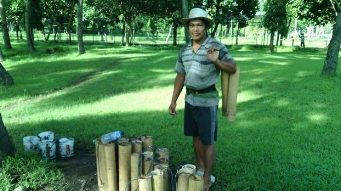 Kisah Penyadap Nira di Candi Borobudur yang Sukses Kuliahkan Anaknya ...