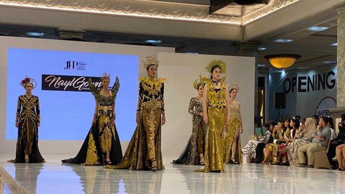 Memantik Kreativitas Desainer Busana Lokal Melalui Ajang Jogja Fashion ...