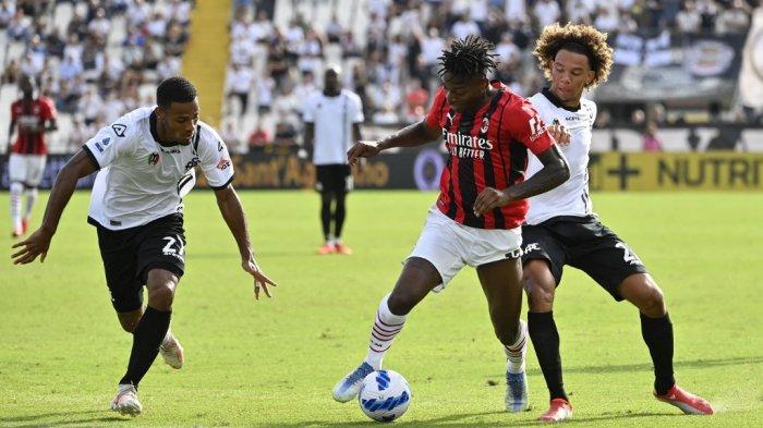 PREDIKSI Skor AC MILAN vs Spezia: Semesta Dukung Rossoneri Puncaki Liga Italia - Tribunjogja.com