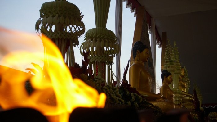 Ritual Pengambilan Api Alam Abadi dan Air Berkah Waisak - Tribunjogja.com