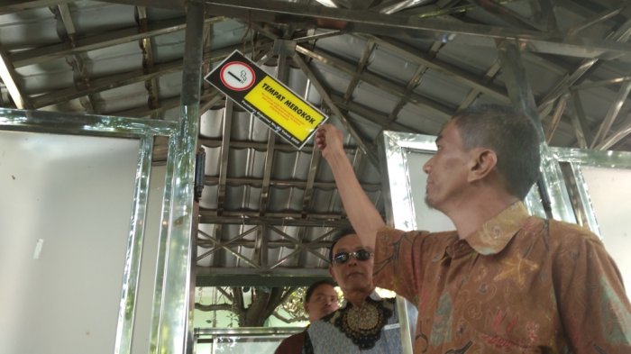 Ruang Merokok Kompleks Balai Kota Yogya Dinilai Tak Layak - Tribunjogja.com