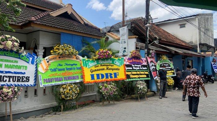 Aktor Gunawan Maryanto Meninggal Dunia, Rumah Duka Dipadati Pelayat ...