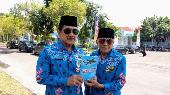 Simbol 50 Tahun Kebersamaan, Alumni AAU 1969 Luncurkan Buku ...