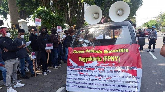 Forum Pemuda Nusantara Yogyakarta Gelar Aksi Damai, Tolak Separatisme di Papua - Tribunjogja.com