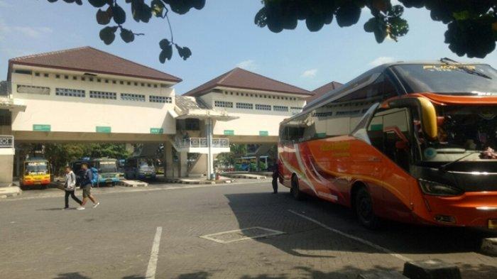 Sepi Penumpang Akibat Wabah Virus Corona, Bus AKAP di Yogyakarta Pilih ...