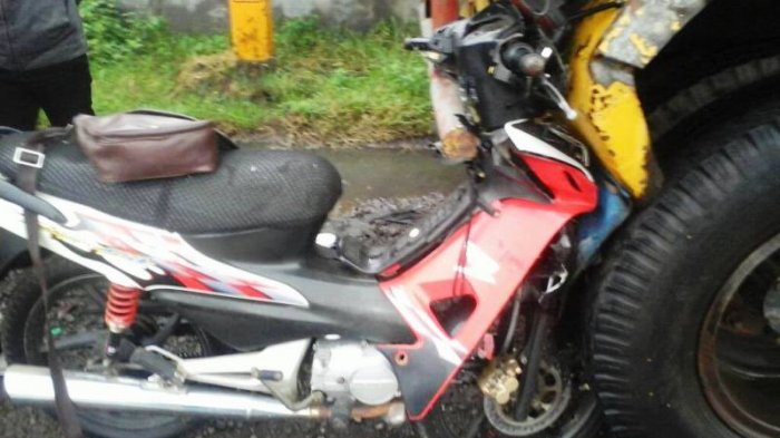 Menabrak Truk, Dua Pengendara Motor Meninggal Dunia di Sleman - Tribunjogja.com