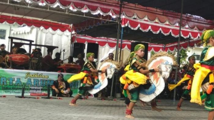Pesan Persatuan Lewat Jatilan - Tribunjogja.com