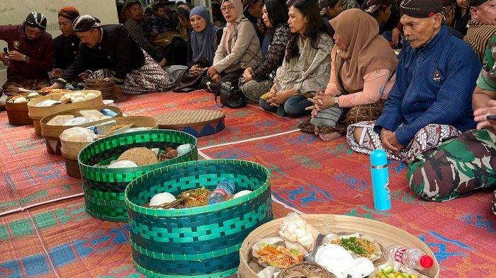 Melihat Sejarah Masa Kecil HB II di Tradisi Tenongan Nyadran di Dusun ...