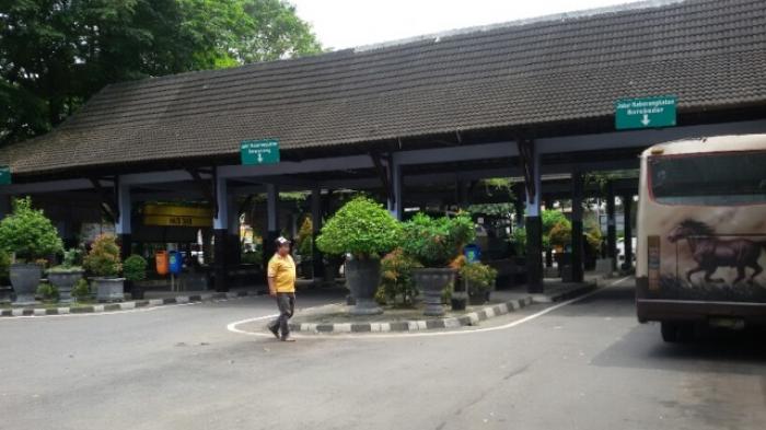 Terminal Jombor Sepi Penumpang - Tribunjogja.com