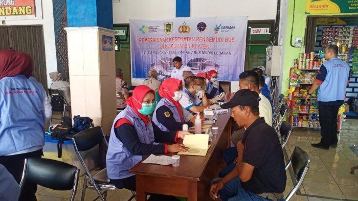Ratusan Pengemudi Bus di Terminal IR Soekarno Klaten Cek Kesehatan dan ...