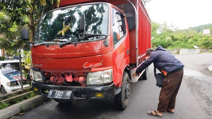 Pasangan Suami Istri Asal Magelang Ini Tewas Tertabrak Truk Saat