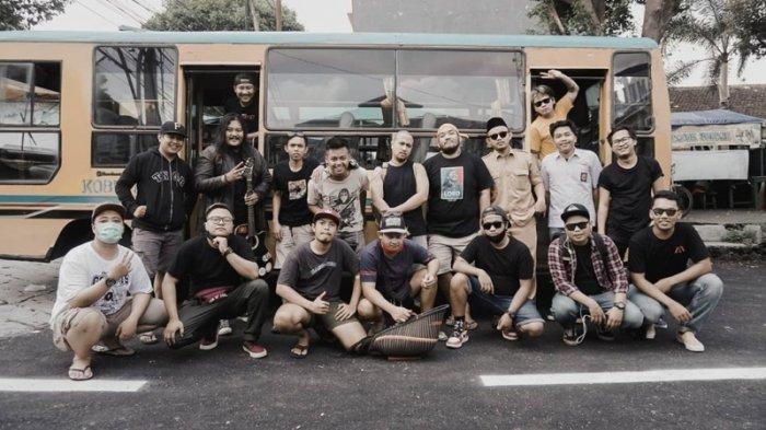 Tunda Launcing Album Perdana, Om Wawes Pilih Rilis Video Lirik Lagu Yen ...
