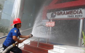 Sumber Api Diduga dari Kantor Kurnia Agung - Tribunjogja.com