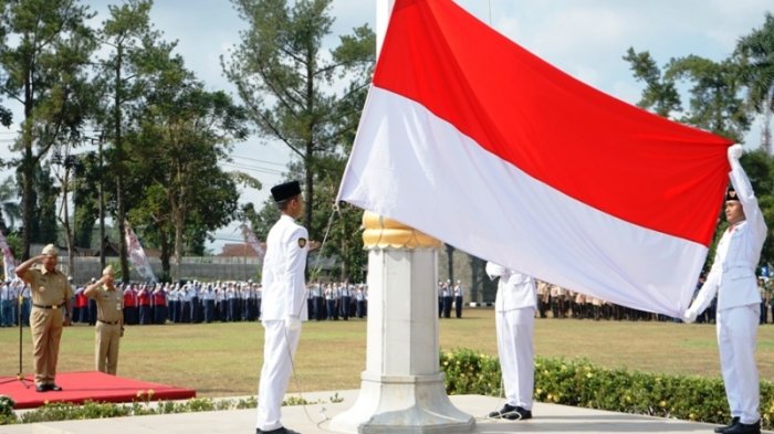 7 Contoh Pidato Teks Amanat Pembina Upacara Perayaan Hari Pahlawan 2024