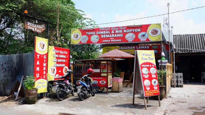 Wedangan dan Menyantap Kudapan Tradisional di Wedangan Ejang Poetri ...