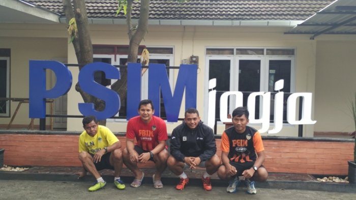 Wing Back Kanan PSIM Hengkang - Tribunjogja.com