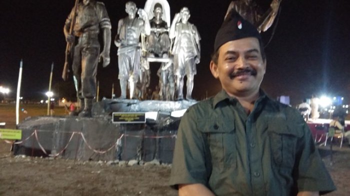 Yusman: Di bawah Patung Sang Jenderal Semua Serdadu Bersatu ...