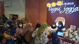 Mengintip Outlet Bakpia Kukus Tugu Jogja yang Dibesarkan Hendi Avanda ...