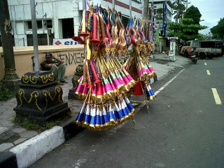 Karno Raup Rp 2,5 Juta dari Terompet - Tribunjogja.com