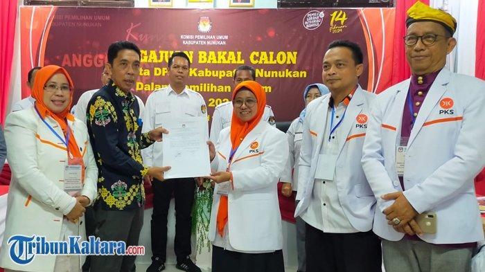 DPD PKS Nunukan Resmi Ajukan 30 Bacaleg ke Kantor KPU, Targetkan 7 Kursi - Tribunkaltara.com