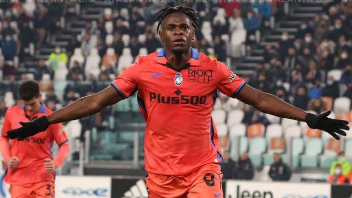 AS Roma Ultimatum Atalanta untuk Transfer Zapata, Bidik Romelu Lukaku ...