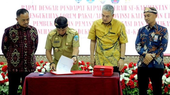 Gubernur Kaltara Buka Rakor Program Pemberantasan Korupsi dan Pengukuhan Forum Penyuluh ...