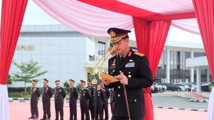 Kapolda Kaltara Irjen Pol Daniel Adityajaya Inspektur Upacara Hari Kebangkitan Nasional Tahun ...