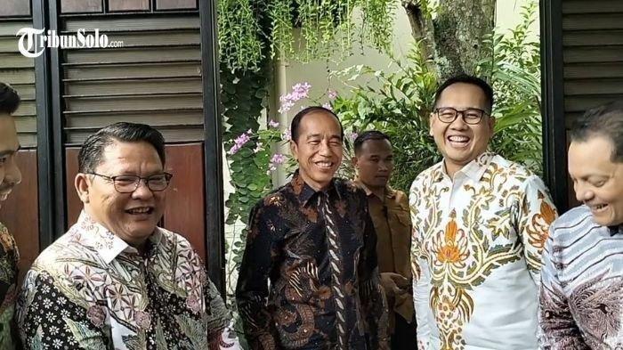 Kuasa Hukum Tunggu Titah Jokowi, Siap Laporkan 4 Orang ke Polisi Terkait Tudingan Ijazah Palsu ...