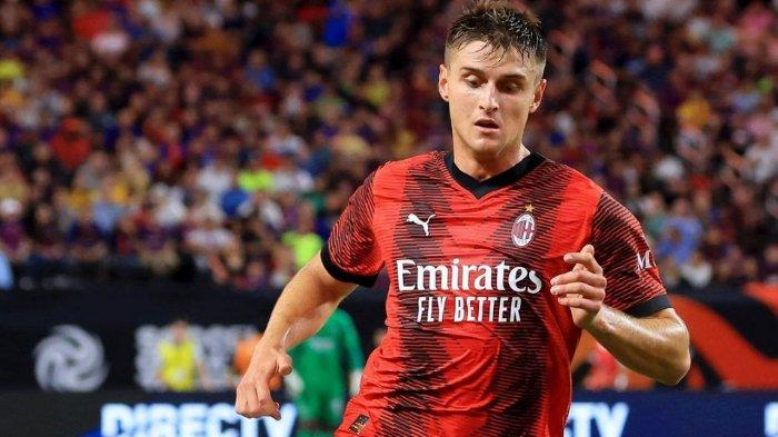 AC Milan Tentukan Nasib Lorenzo Colombo, Pagari Sang Pemain dengan ...
