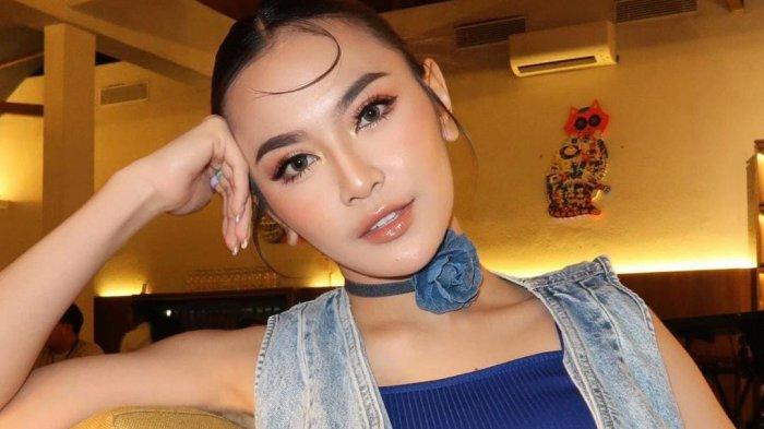 Diduga Jalani Operasi Hidung, Penampilan Baru Mahalini saat Manggung ...