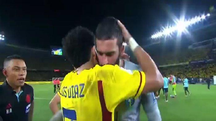 Pelukan Hangat Alisson ke Luis Diaz Usai Kolombia Kalahkan Brazil, Gestur Dukungan Kiper ...