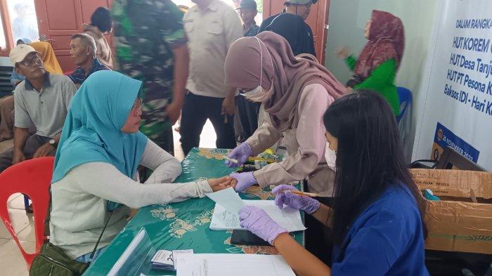 Pemeriksaan dan Pengobatan Gratis, Kolaborasi antara PT PKN, Korem 092 ...